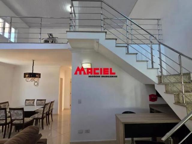 Casa Térrea com Pé direito Duplo e Mezanino 4 Dorms sendo 3 Suites San Marino
