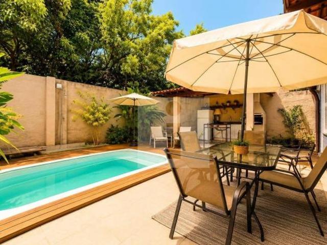 CASA TÉRREA COM PISCINA 3 DORMITÓRIOS ESPAÇO GOURMET EM SOUSAS CAMPINAS SP
