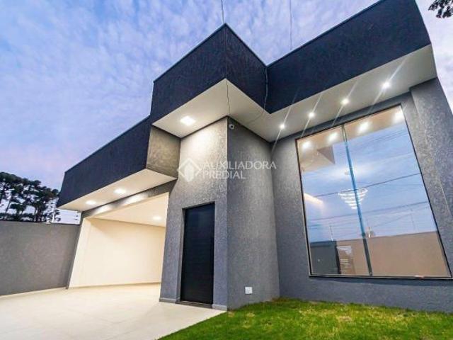 CASA TERREA COM PISCINA 3 QUARTOS 3 SUÍTE CENTRO PIRAQUARA