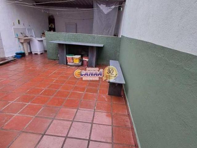 Casa térrea com piscina a venda na praia de Mongaguá!