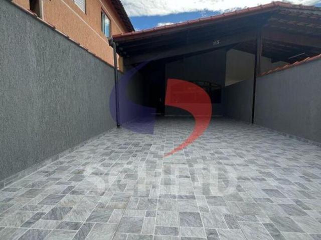Casa Térrea com Piscina à Venda, Campo da Aviação na Praia Grande