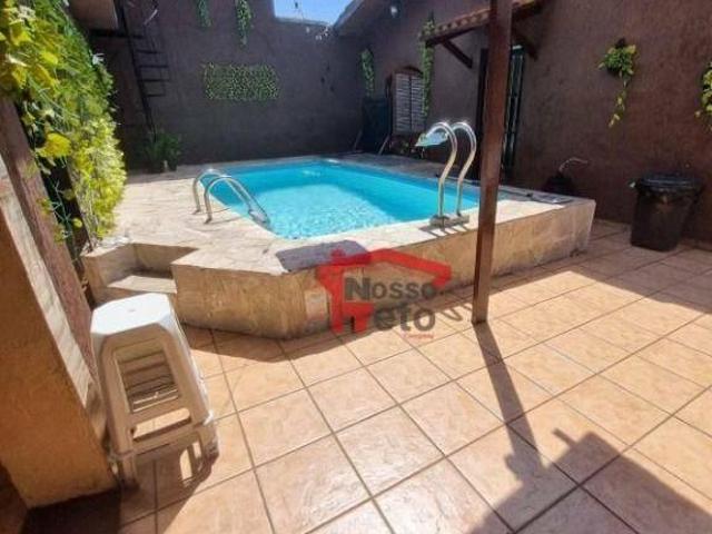 CASA TÉRREA COM PISCINA À VENDA, SANTA TEREZINHA!