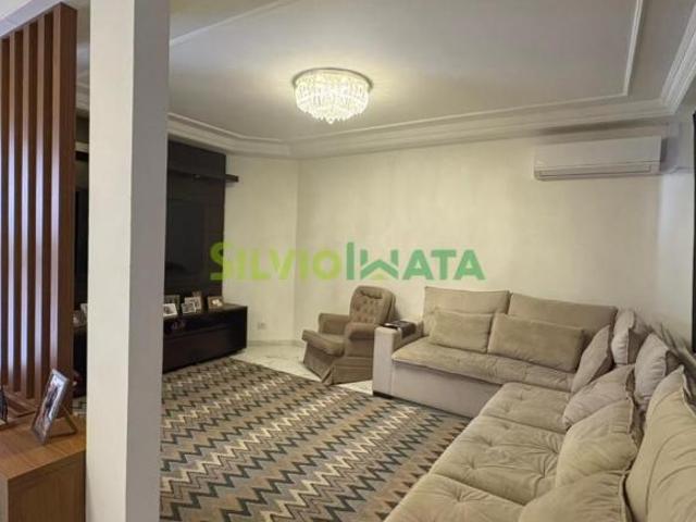 CASA TÉRREA COM PISCINA AQUECIDA + ENERGIA SOLAR | 4 QUARTOS