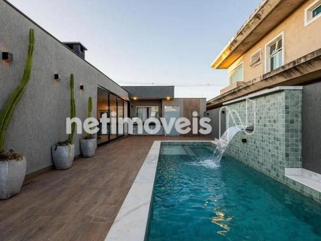 Casa Térrea com Piscina Aquecida no Solar de Brasília – Jardim Botânico