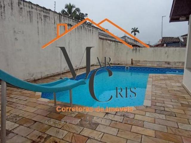 CASA TERREA COM PISCINA BAIRRO SUMARÉ CARAGUATATUBA