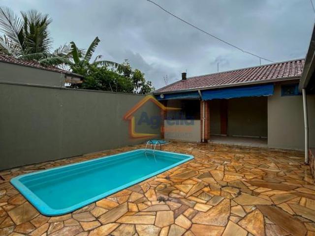 CASA TÉRREA COM PISCINA E CHURRASQUEIRA À VENDA EM MOGI MIRIM/SP