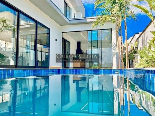 Casa térrea com piscina em Jundiaí CA 230503S