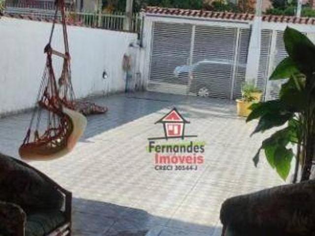 Casa térrea com piscina mais edícula, com 2 dormitórios à venda, 129 m² por R$ 720.000 Caiçara