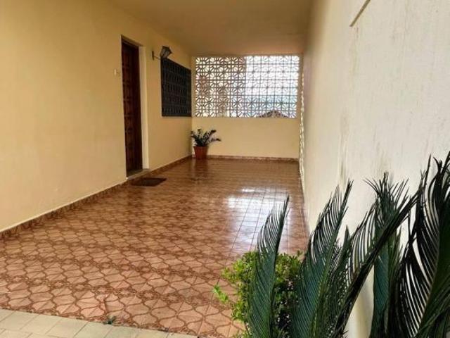 Casa Térrea com Piscina no Centro Nobre de Paraisópolis, MG