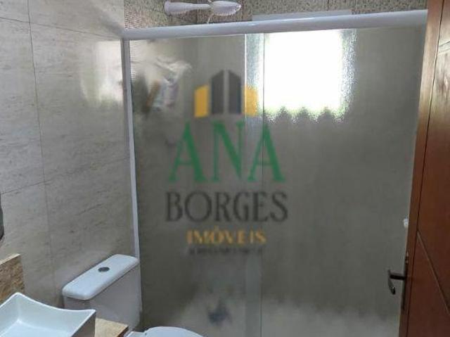 Casa Térrea com Piscina no Condomínio Village da Serra
