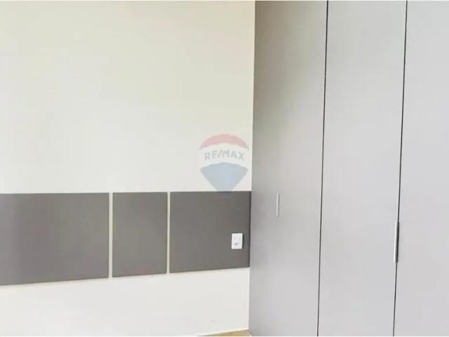 Casa terrea com piscina para locaçao condominio cyrela