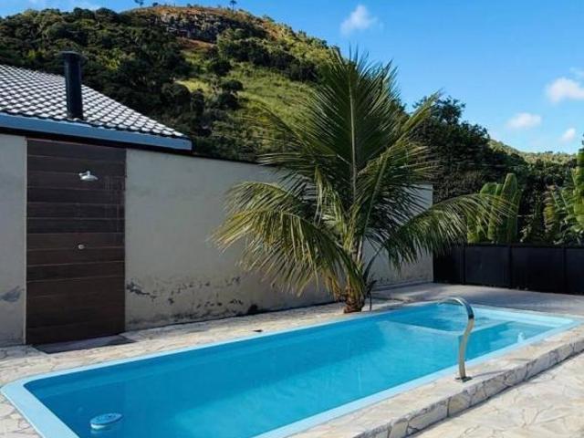 Casa Térrea Com Piscina Próximo a Alameda Lucas N. Garcez