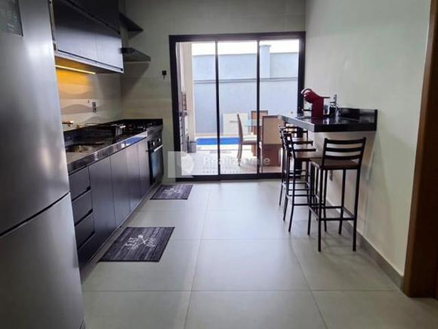 Casa Térrea com Planejados e Ar Condicionado – 175m² – Condomínio Fechado – Tremembé
