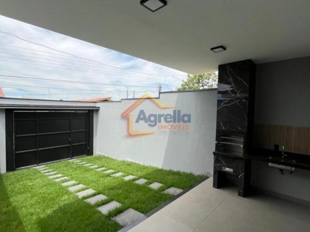 CASA TÉRREA COM PROJETO MODERNO À VENDA NO JARDIM ITACOLOMY MOGI GUAÇU/SP