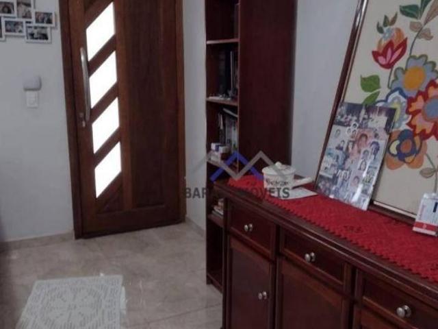 Casa térrea com quintal a venda no Sarapiranga/Medeiros