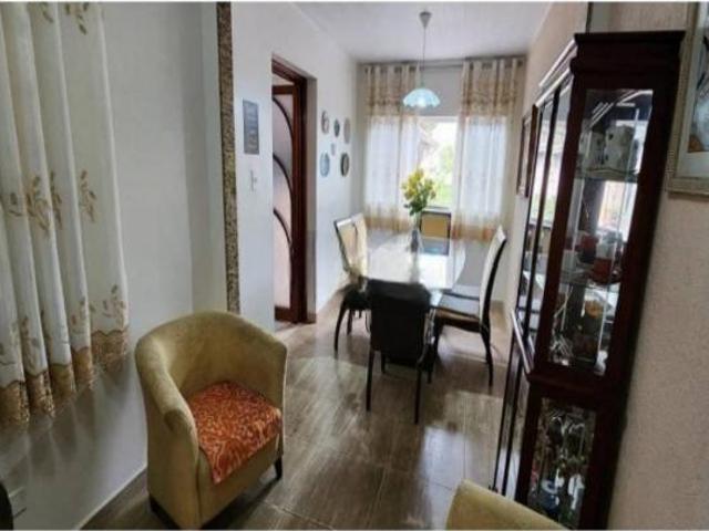 Casa térrea com quintal à venda de 3 dormitórios e 2 vagas em Pirituba
