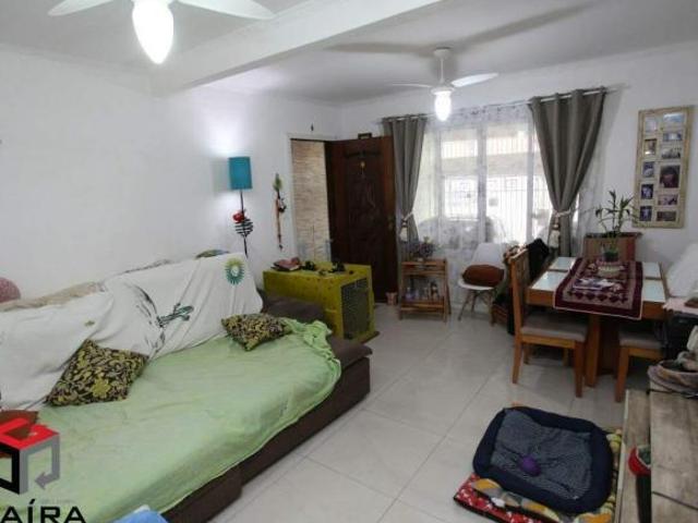 Casa térrea com quintal + edícula à venda 3 quartos 2 suítes 2 vagas Demarchi São Bernardo do Camp