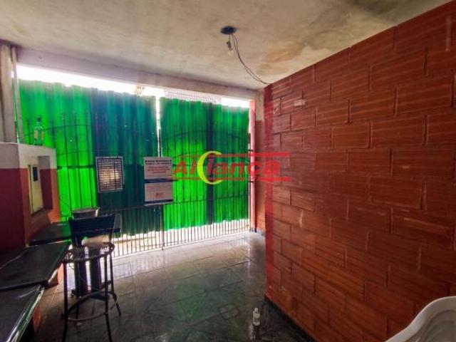Casa térrea com terreno de 320m² e 1 vaga à venda no Parque Primavera