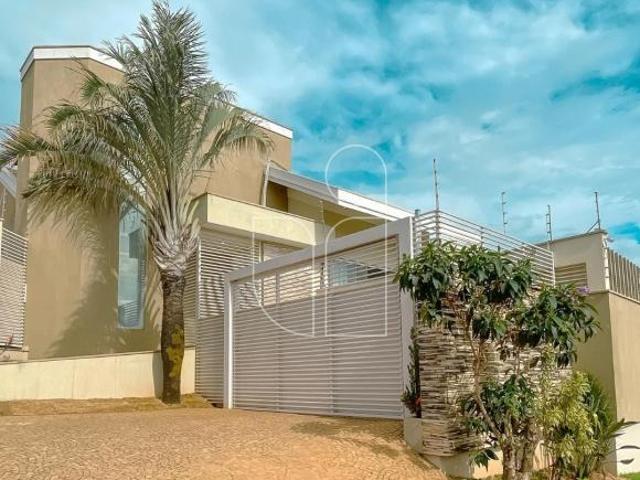 Casa térrea com vista 408m² Terreno Esquina 3 suítes