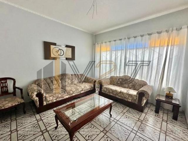 Casa térrea comercial ou residencial à venda no centro da cidade de Vinhedo SP