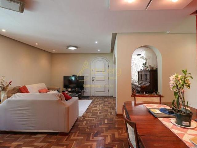 Casa Térrea Completa com 3 Dormitórios, Piscina e Edícula ? Excelente Localização!