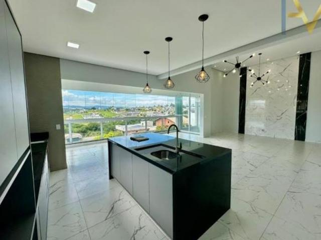 Casa terrea Cond. Vivendas do Japi no Medeiros Jundiaí SP! 3 quartos, 1 suíte, 2 salas, 7 vagas