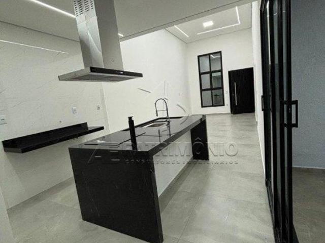 CASA TERREA COND. 3 QUARTOS VILLAGE IPANEMA 1