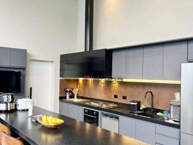 Casa “térrea”: Condomínio “Alphaville Castelo” – Itu