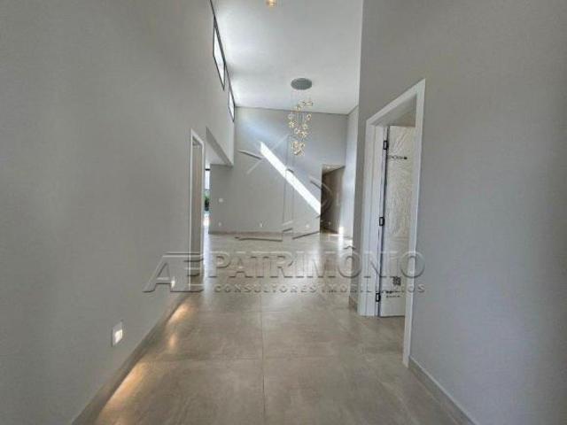 CASA TERREA CONDOMINIO COM 3 SUITES SENDO 1 MASTER VILLAGIO DI CAPRI