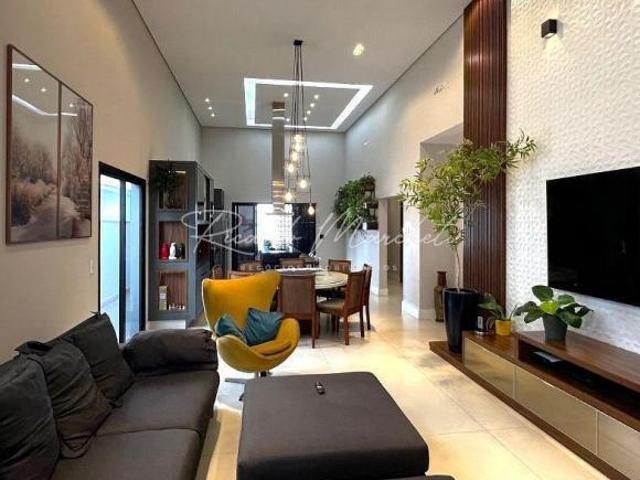 Casa térrea Condomínio Damha 1 com 3 suítes piscina