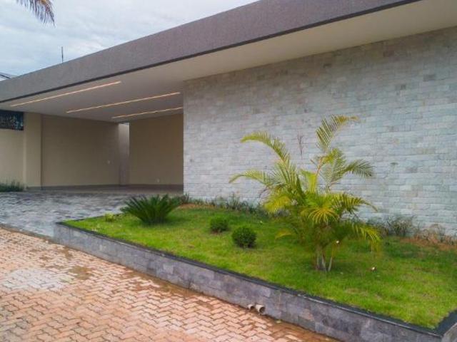 CASA TERREA CONDOMINIO FECHADO ARNIQUEIRA