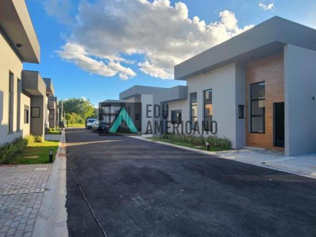 Casa terrea Condominio Vila em Atibaia Vila santista 3 Suites novo prox. Juca Peçanha