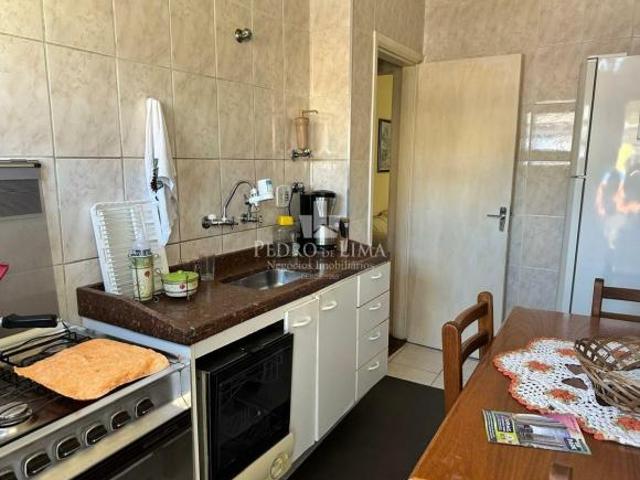 Casa terrea condução na porta no Cangaíba