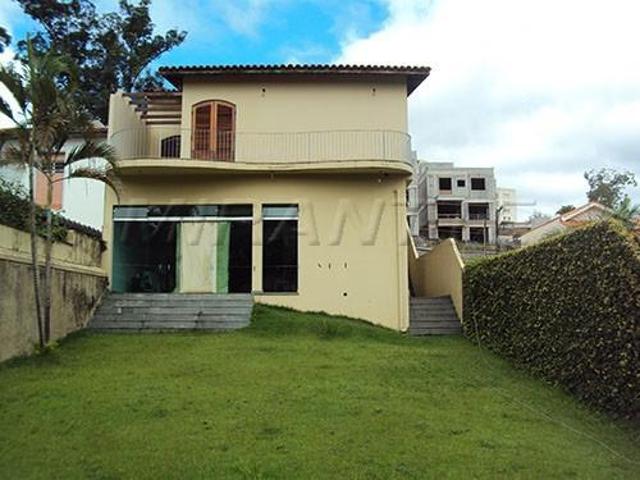 Casa terrea de 400m² com 4 quartos