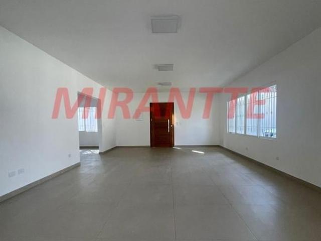 Casa terrea de 400m² com 4 quartos