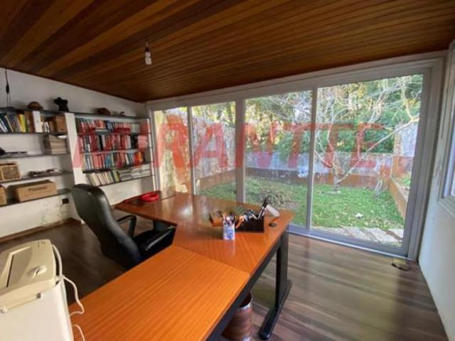 Casa terrea de 400m² com 4 quartos