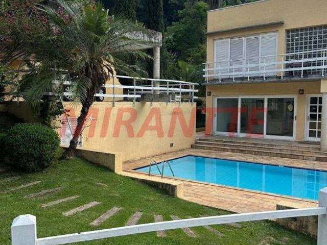 Casa terrea de 400m² com 5 quartos