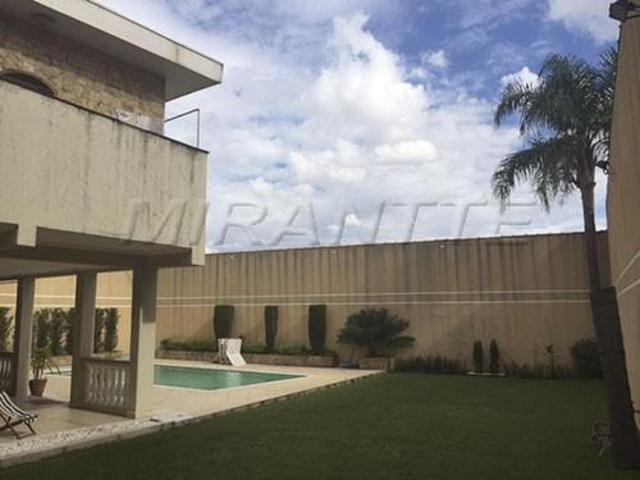 Casa terrea de 400m² com 3 quartos