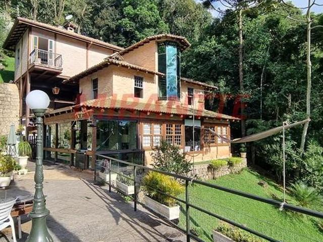 Casa terrea de 400m² com 3 quartos