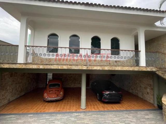 Casa terrea de 440m² com 3 quartos