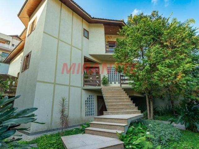 Casa terrea de 448m² com 5 quartos