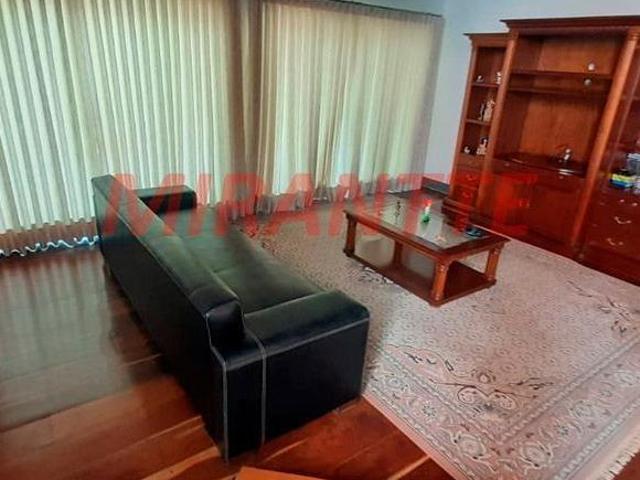 Casa terrea de 475.76m² com 4 quartos