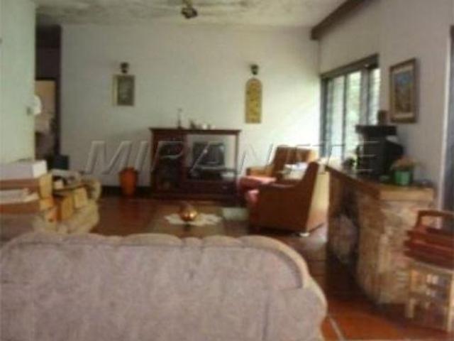 Casa terrea de 480m² com 4 quartos