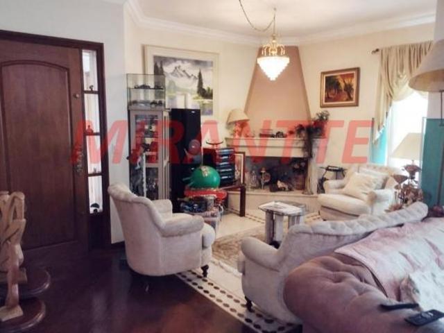 Casa terrea de 486m² com 4 quartos