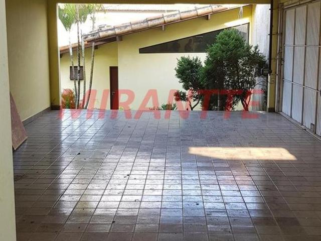 Casa terrea de 572m² com 3 quartos