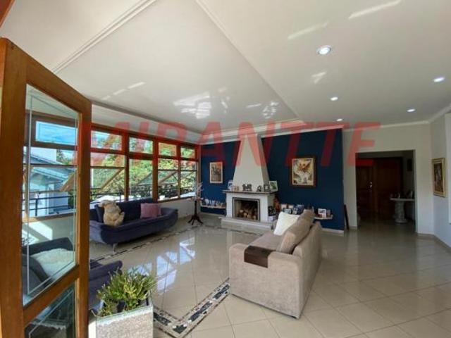 Casa terrea de 600m² com 4 quartos