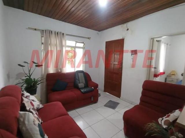 Casa terrea de 60m² com 2 quartos