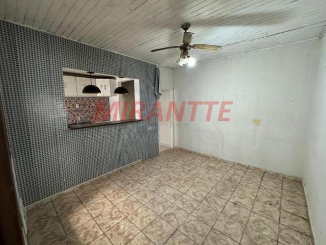 Casa terrea de 60m² com 3 quartos