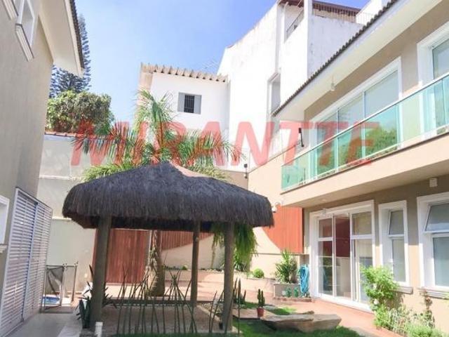 Casa terrea de 672m² com 5 quartos