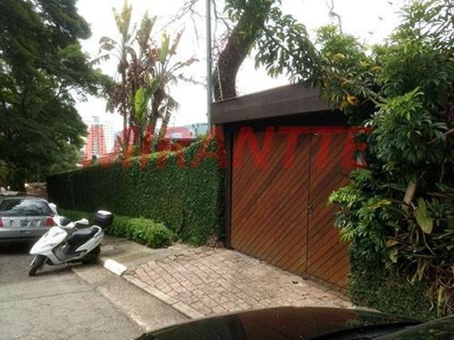 Casa terrea de 700m² com 4 quartos